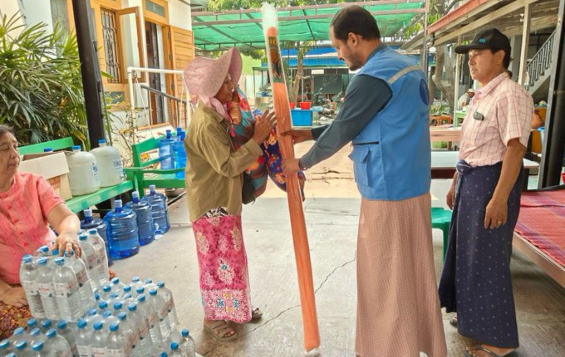 Myanmar earthquake food - Humanity First International